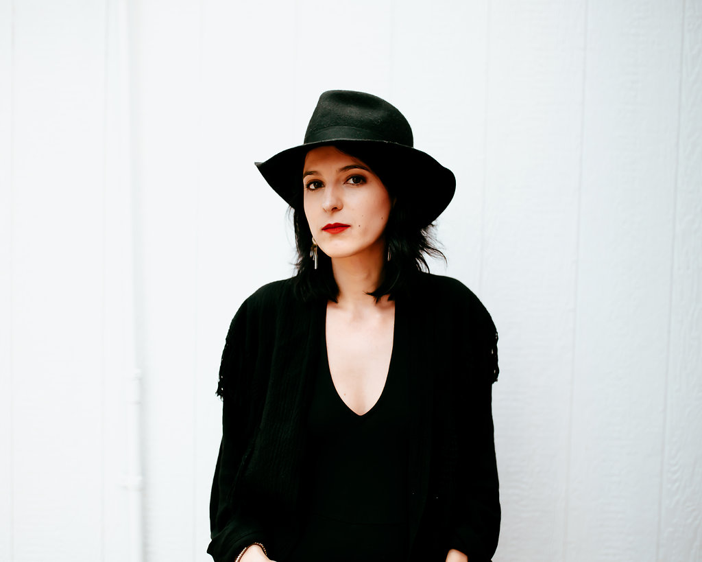 CAM: perdere se stesse, tra horror e tecnologia. La sceneggiatura di ...